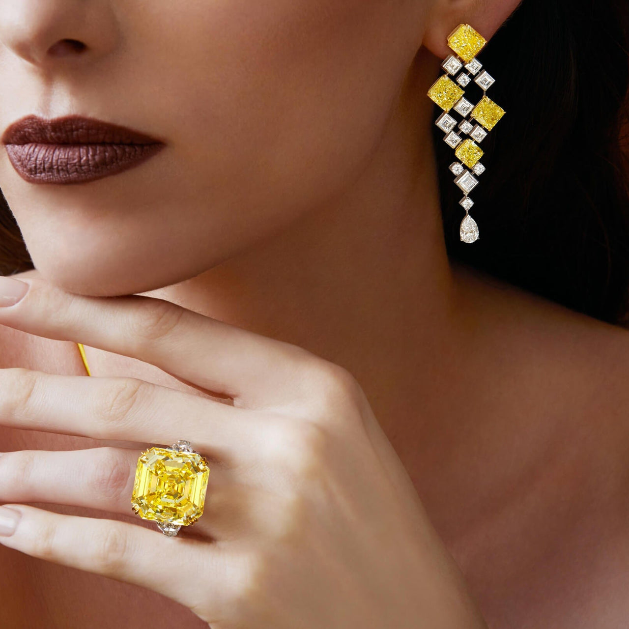 Ronald Abram – Rare Jewels Worthy of Collection.